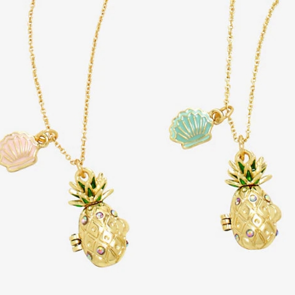 Hot Topic | Jewelry | Spongebob Squarepants Best Friend Necklace Set ...